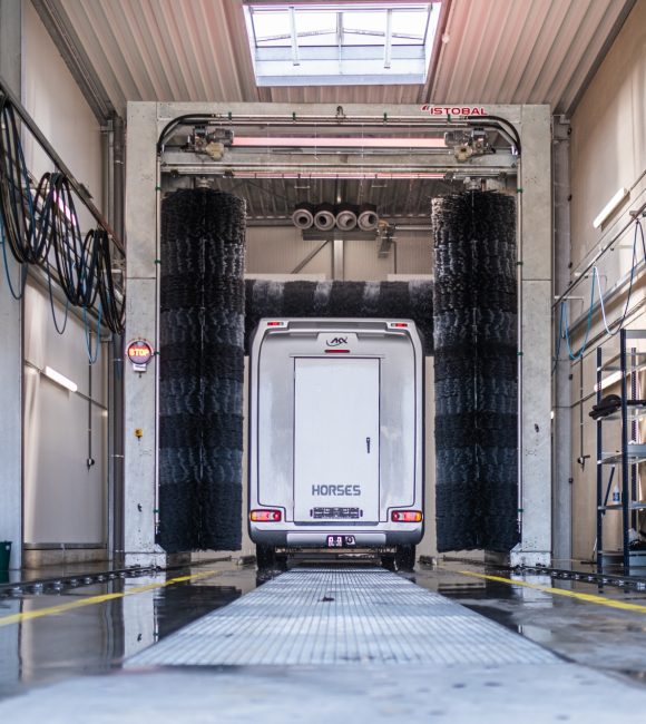 Customer Care - Stephex Horsetrucks