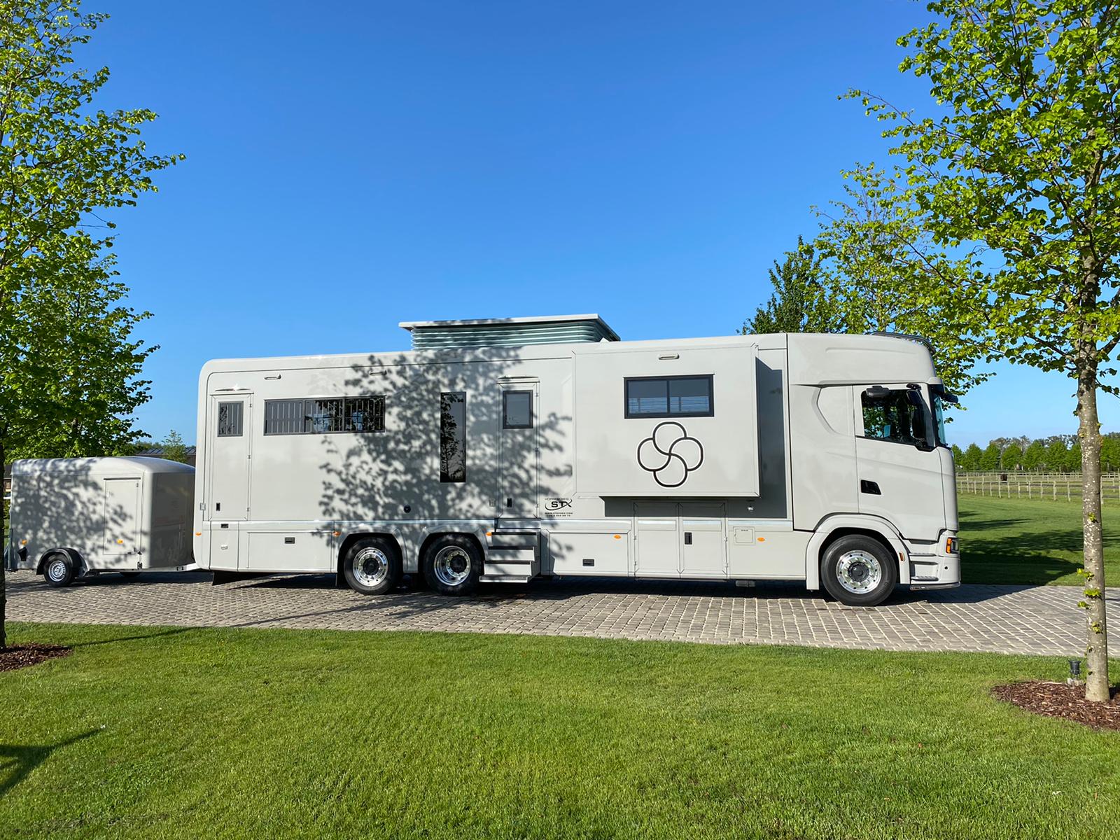 STX Horsebox Scania S 500 5 Horses - Stephex Horsetrucks