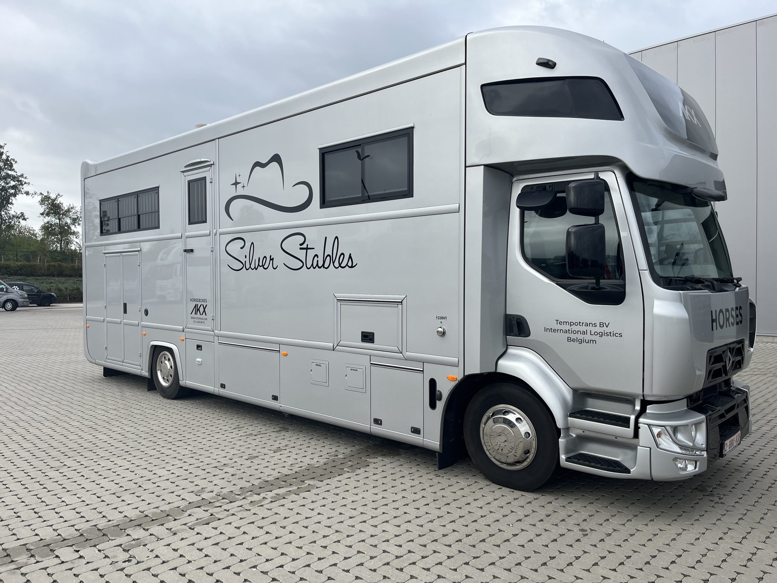 AKX HORSEBOX Renault Midlum 16.280 5 horses - Stephex Horsetrucks