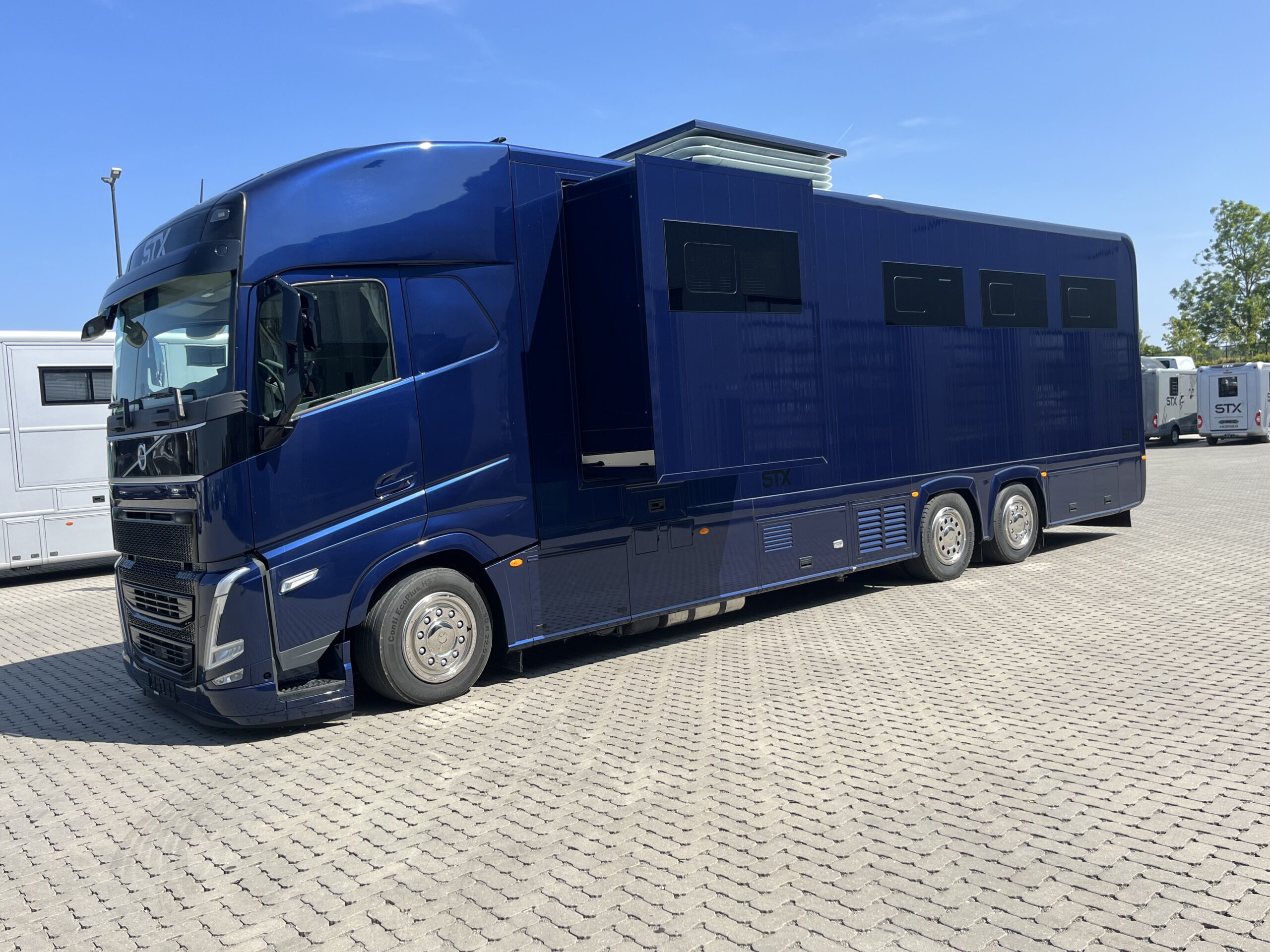 STX HORSEBOX Volvo FH 540 777 - Stephex Horsetrucks