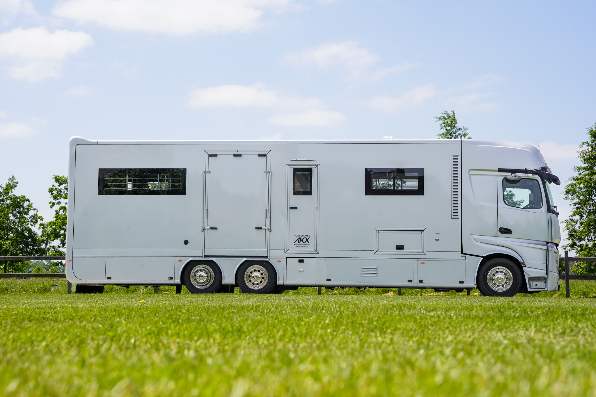 Unveiling the newest AKX Horsetruck - Stephex Horsetrucks