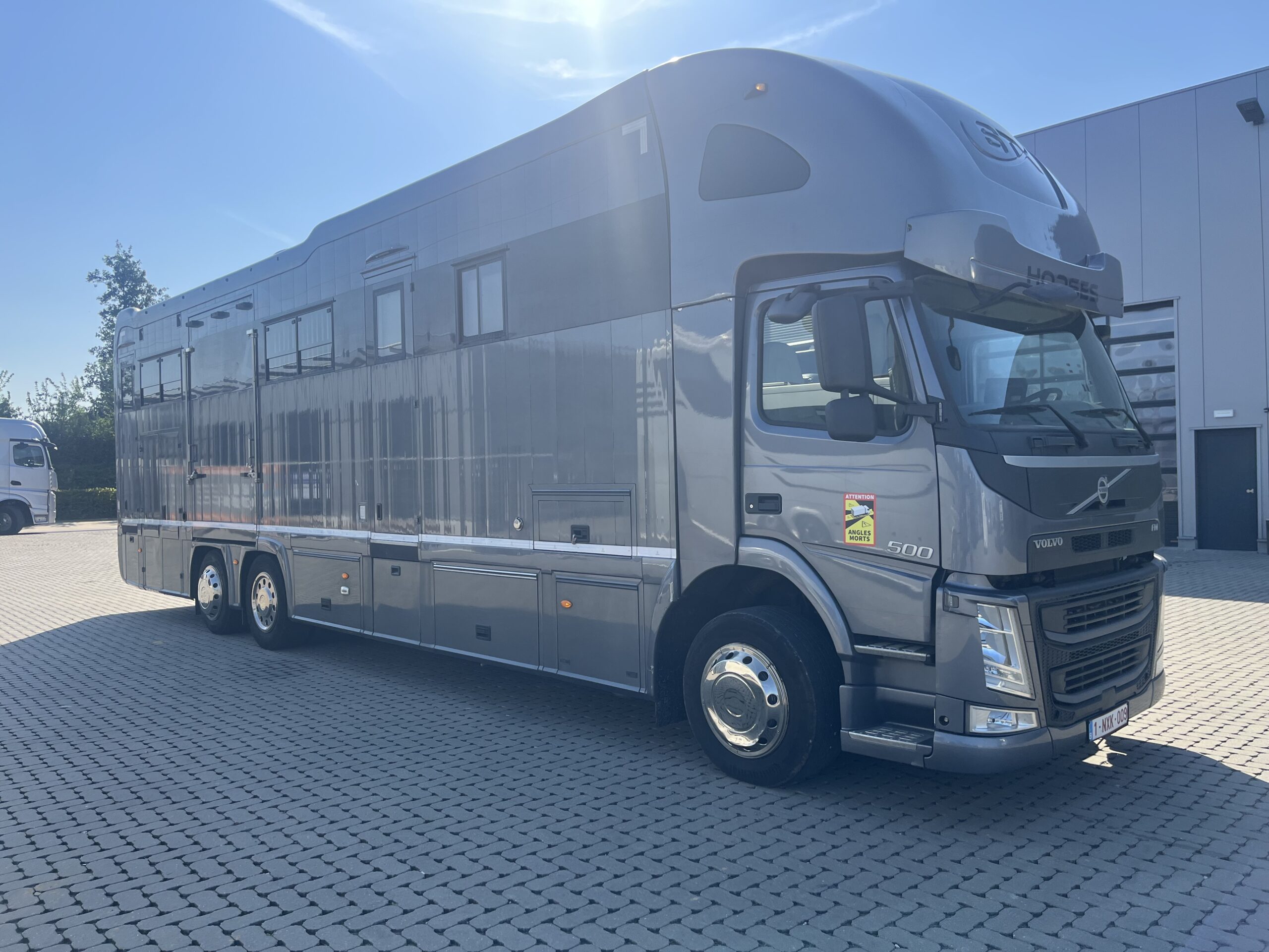 STX HORSEBOX Volvo FM 500 8 Horses - Stephex Horsetrucks
