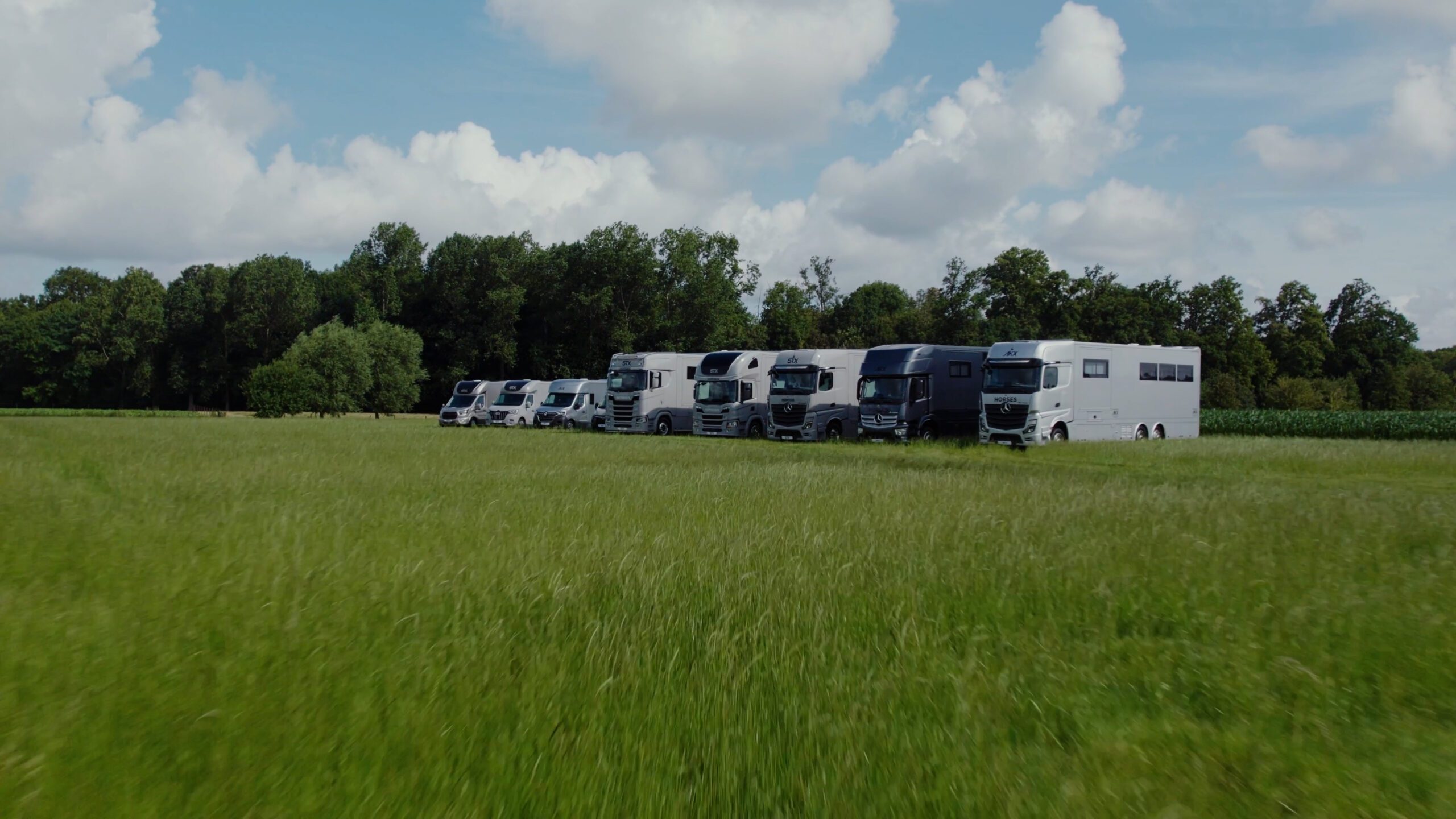 Unmissable Holiday Sale: Sale on Everything - Stephex Horsetrucks